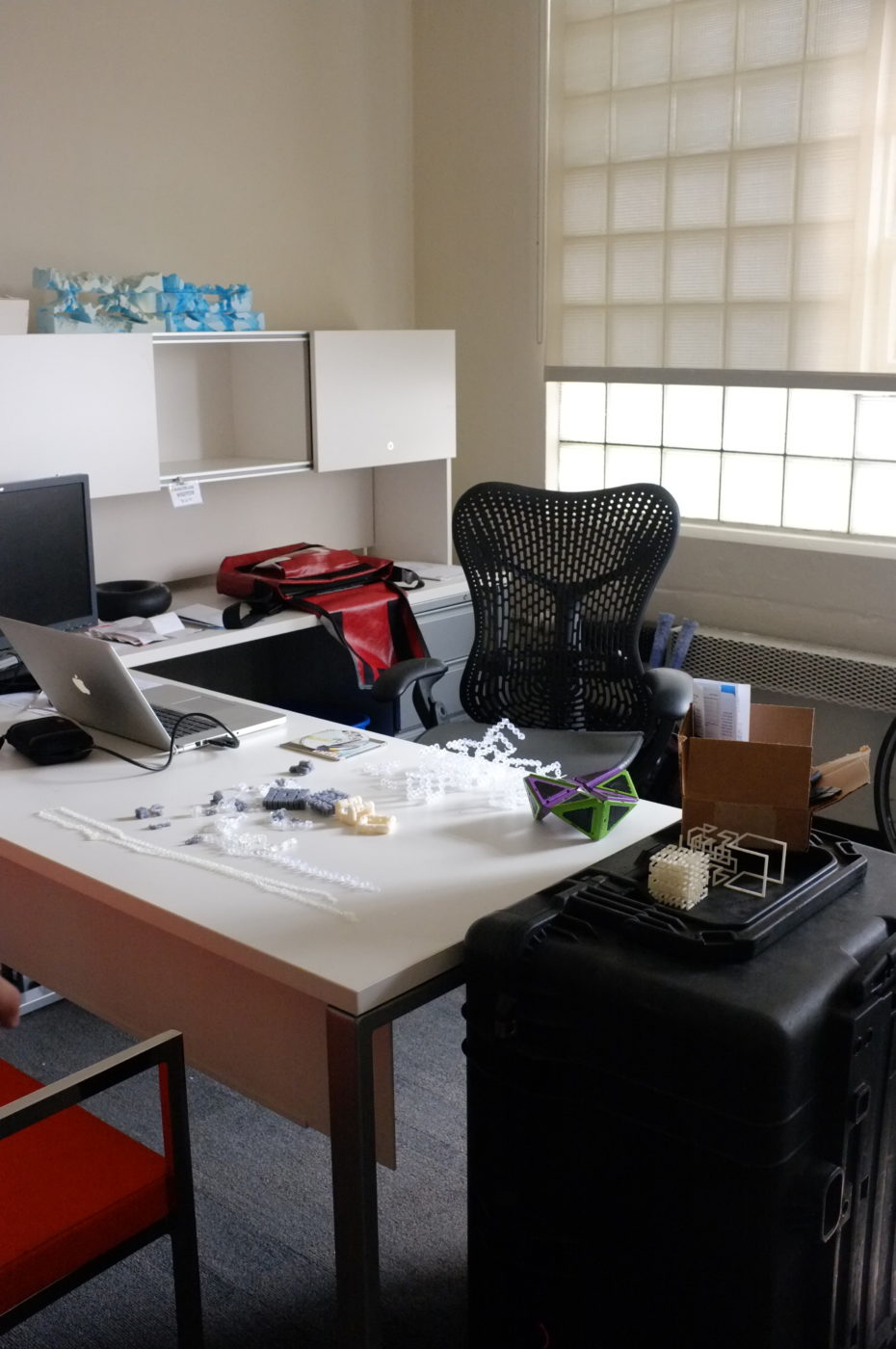 Studio/Lab: Self-Assembly Lab - Arts at MIT