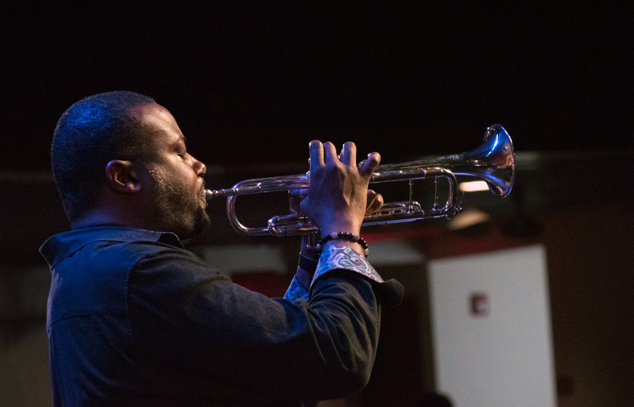 MIT Center for Art, Science & Technology - Sean Jones